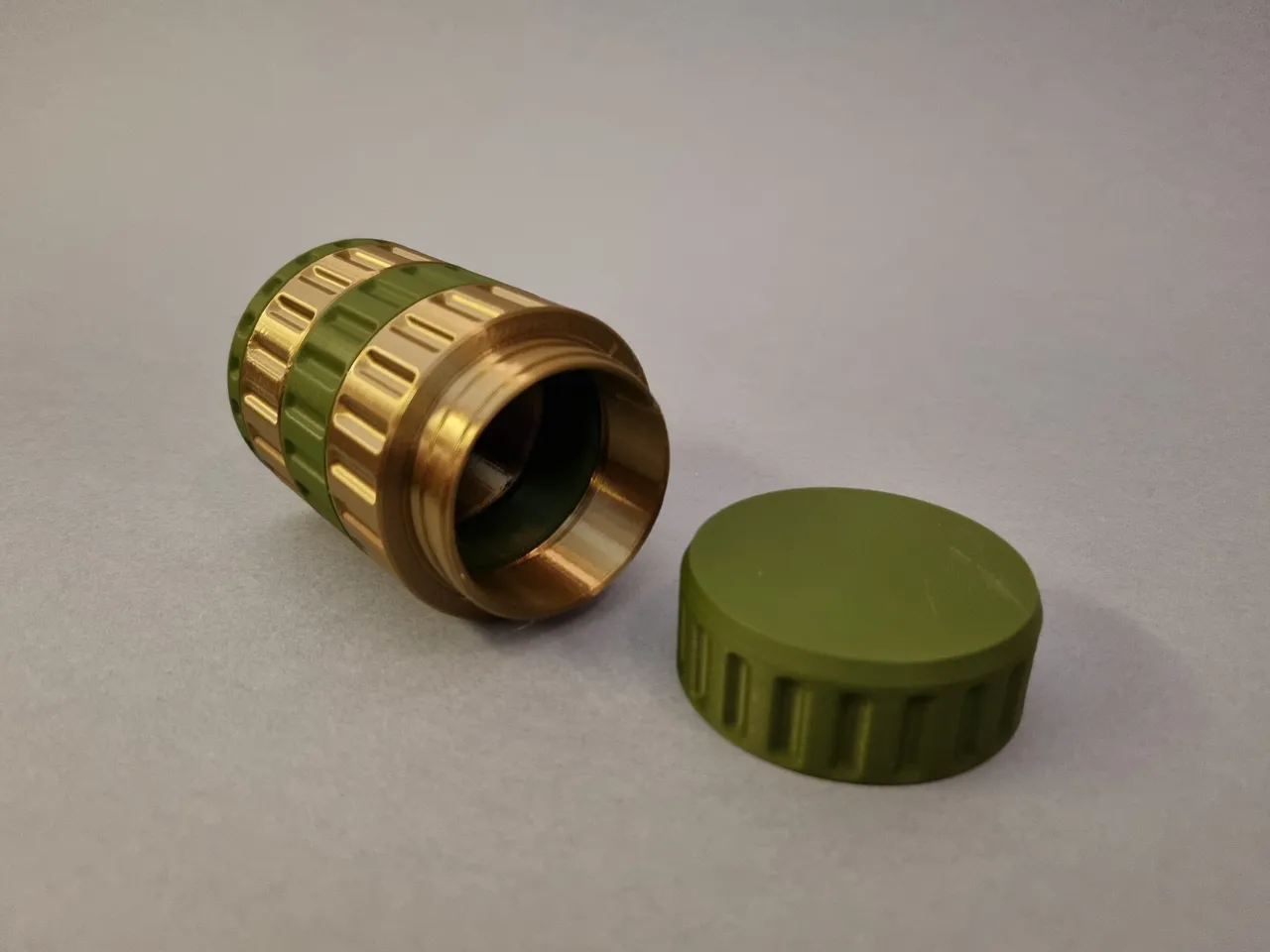 Modular Screw Cap Storage by Fredslund | Download free STL model ...