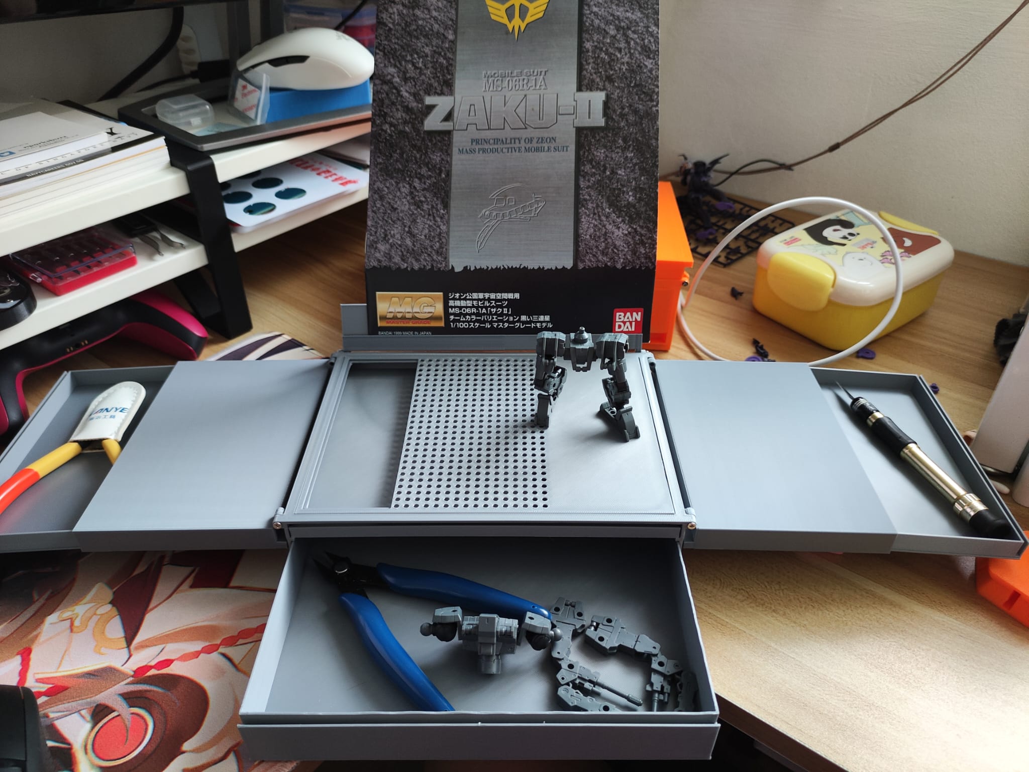 gundam workstation by acebob _ | Download free STL model | Printables.com