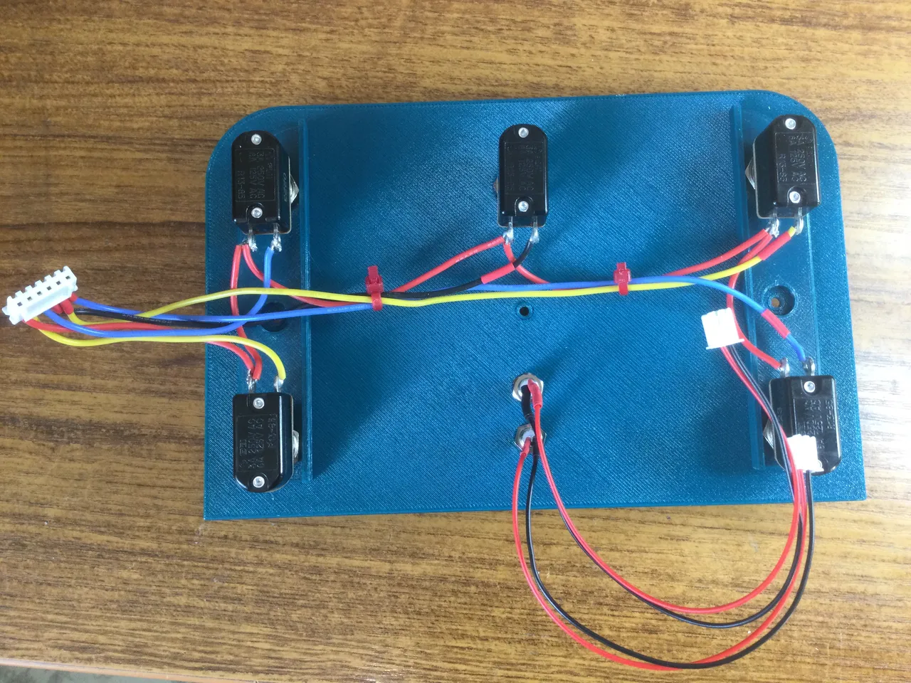 Bluetooth AV media control foot pedal by kpb44cth | Download free STL model | Printables.com