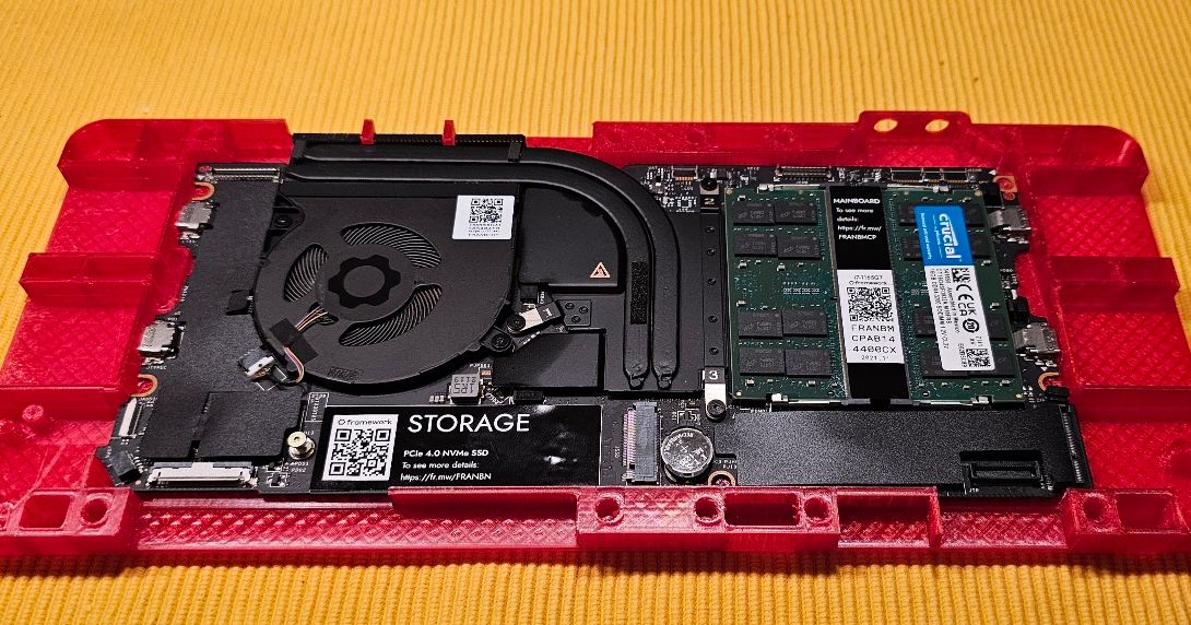 Framework Case single piece bottom cover by layershifter | Download ...