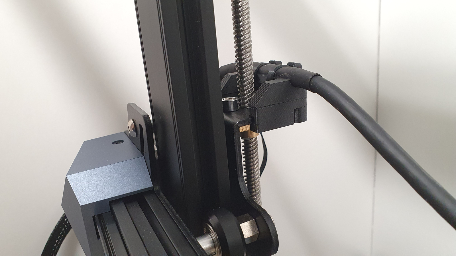 Creality CR-10 SE Extruder cable holder by DIYLAB | Download free STL model | Printables.com