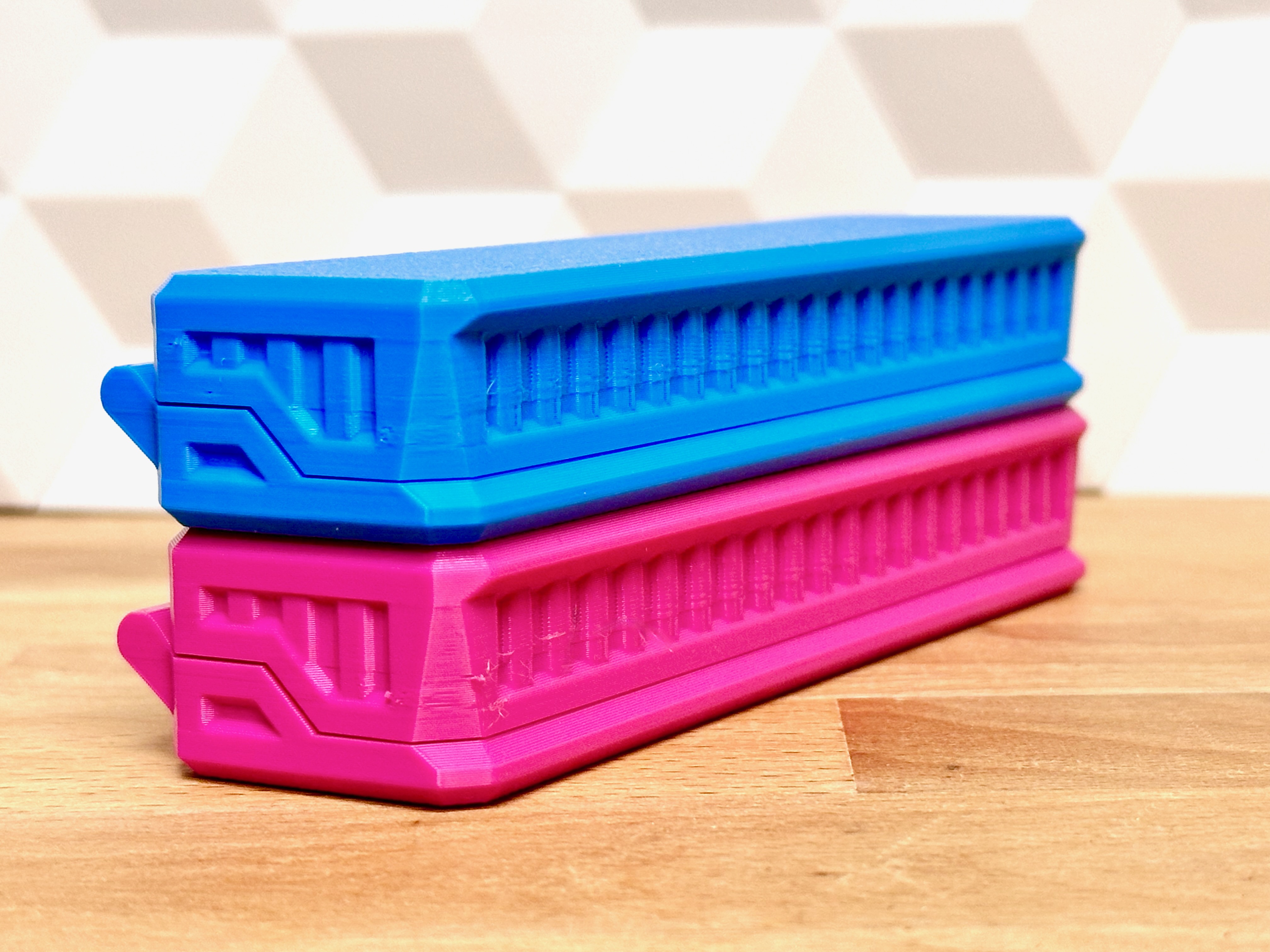 Weekly Pill Organizer (print-in-place box with snap-to-fit lid) by ...