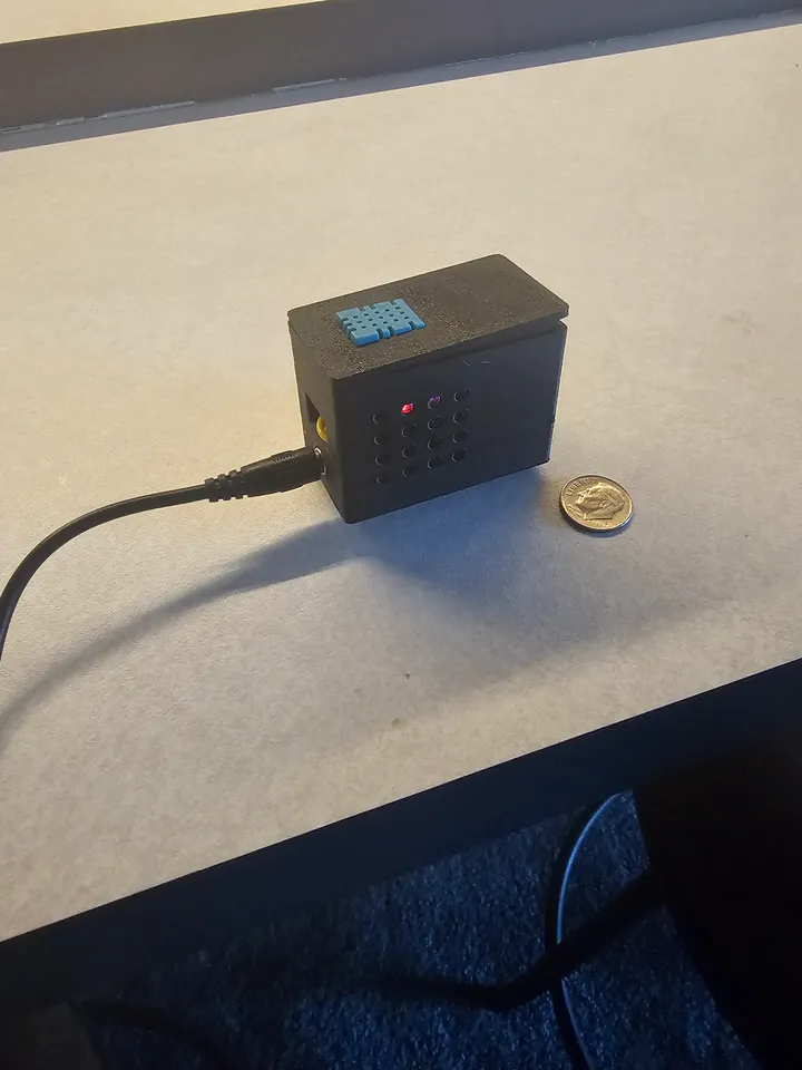 Esp32 Devkit v1 Temp/Humidity Sensor Snap-Fit Enclosure by r3v0lution ...