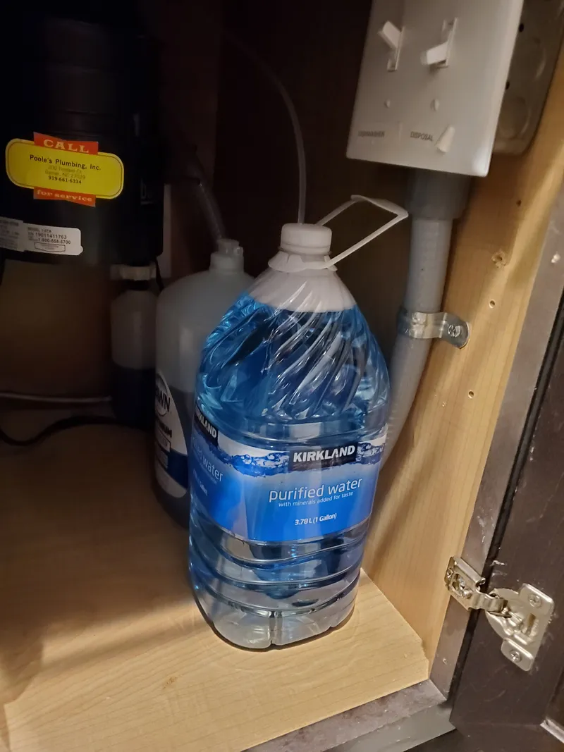 Foaming Soap Countertop Adapter by Noxispike | Download free STL model ...