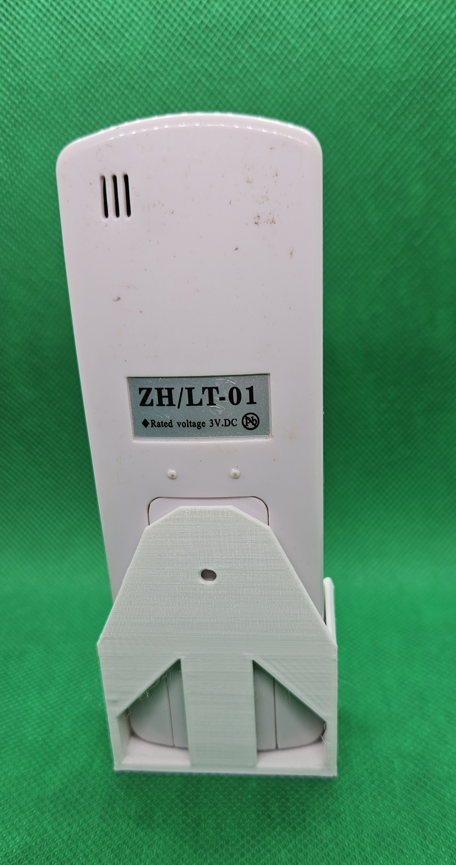 Chigo Air Conditioner Remote Hanger / Stand by PieterV3D | Download ...