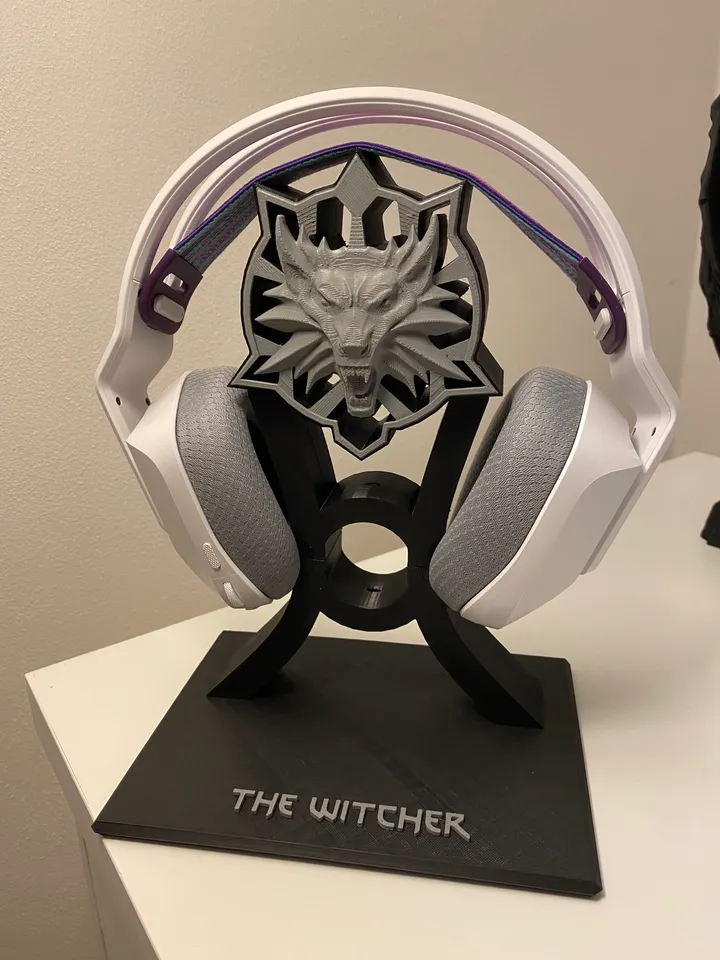 The witcher Headphone Stand (parts)(Fixed) by W1nter | Download free ...