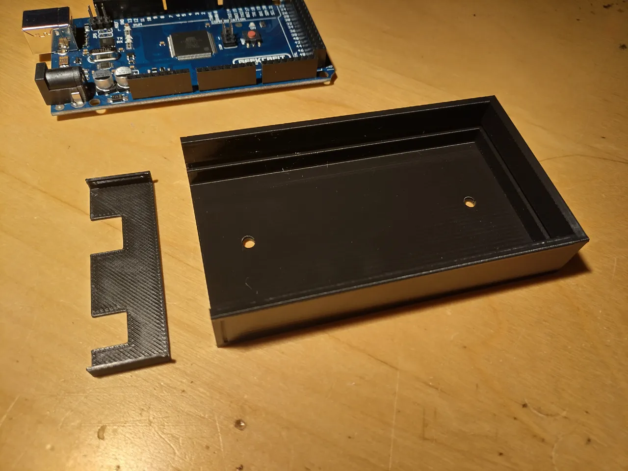 ARDUINO MEGA MOUNTING BRACKET by 3D-Printing-Mate | Download free STL ...