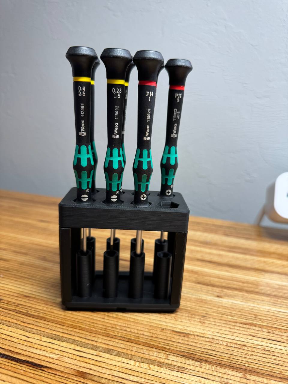 Wera Gridfinity Screwdriver Rack 1x2 anti-Wobble by PlanBee | Download ...