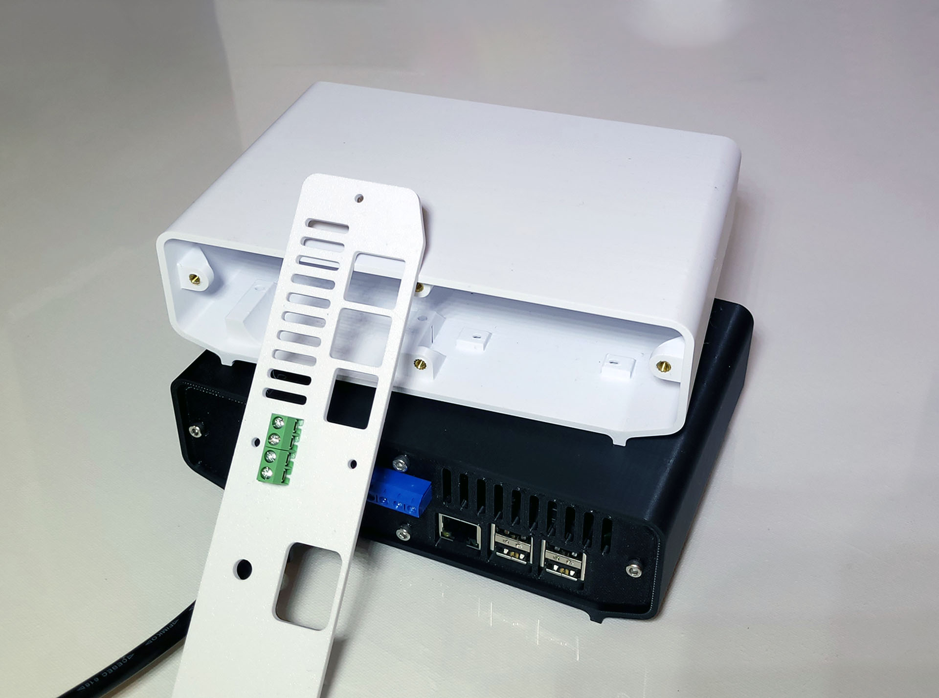 Moode Audio Player V1 - OLED Display, RGB LED and More - WIP par M ...