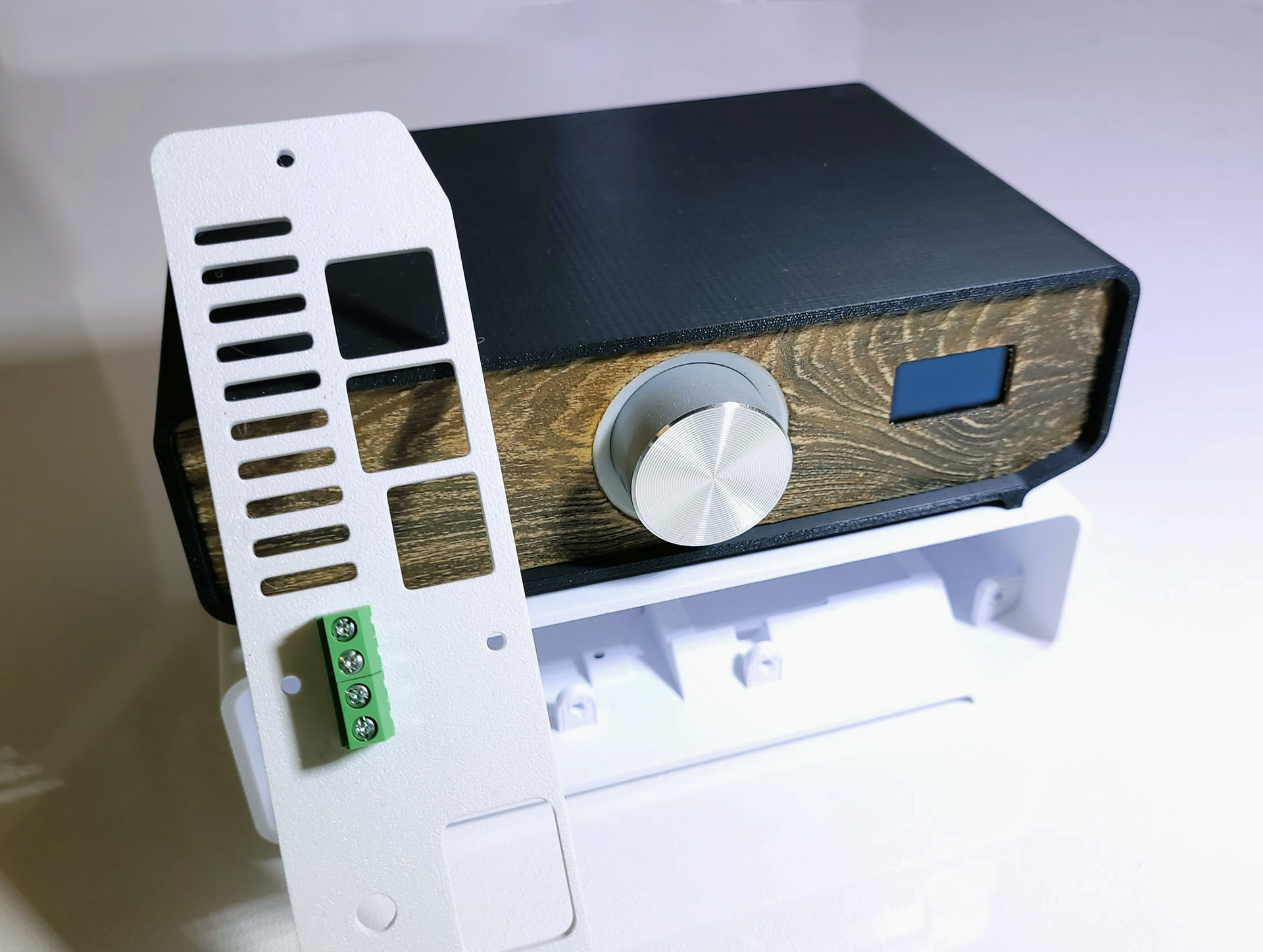 Moode Audio Player 2x30W V1 - Fake Wood by M. Tops | Download free STL ...