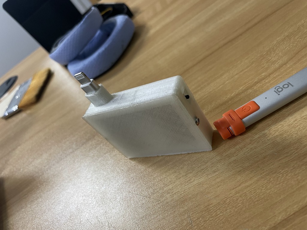 Logitech Crayon portable charger by Diallomm | Download free STL model ...