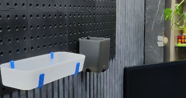 Pegboard - Storage container holder pegs by CRE3D | Download free STL ...