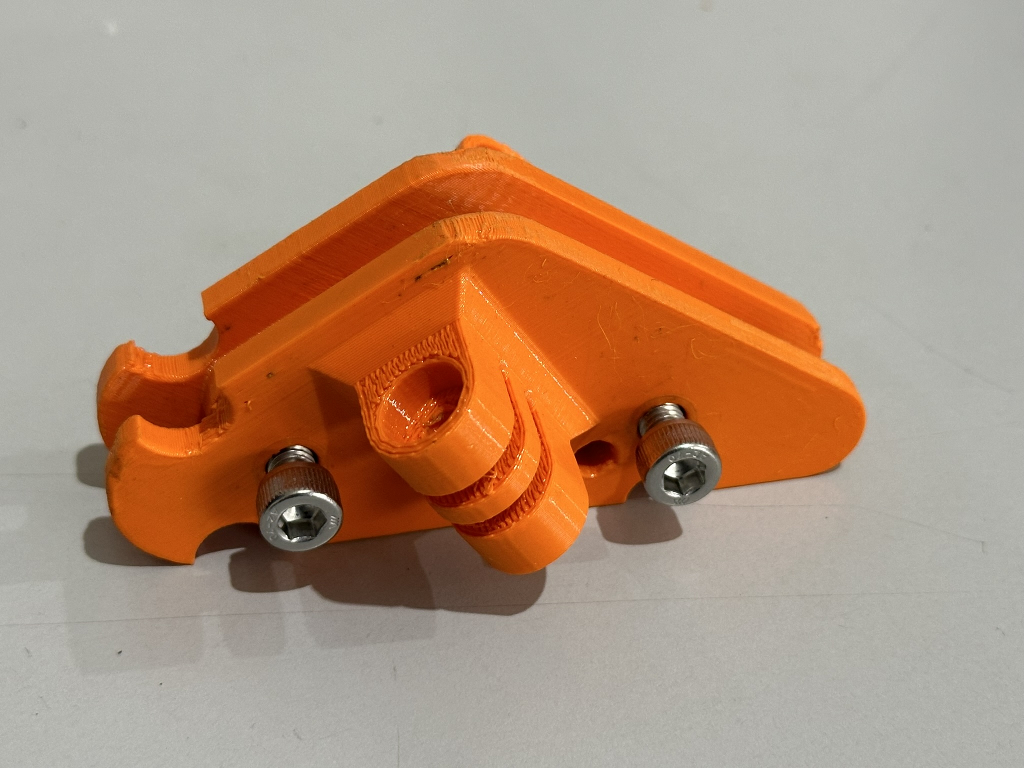 Piper PA-28 GoPro mount tail bracket by Fabiuz Krakka | Download free ...