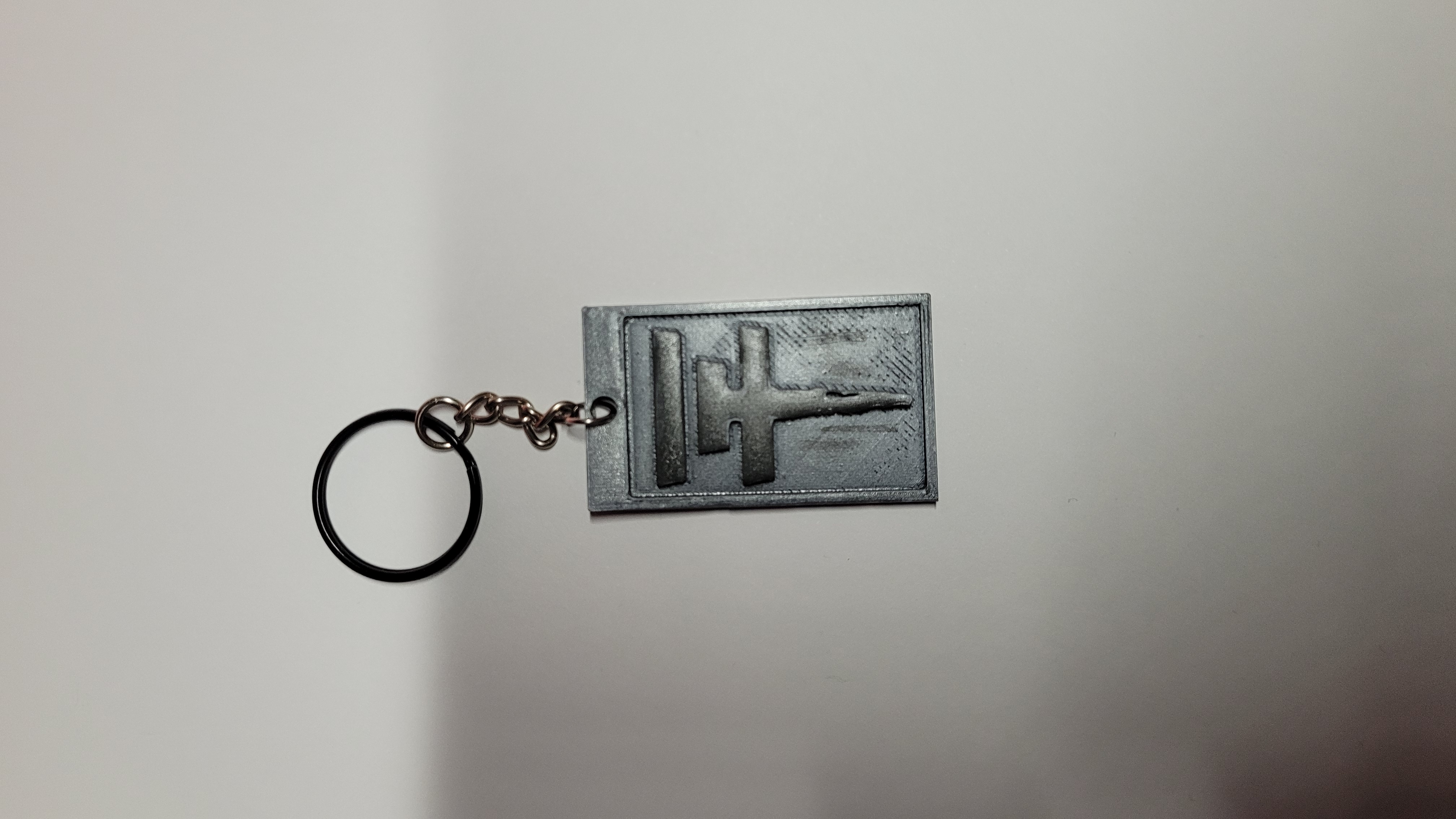 Tokio Hotel Keychain by Gonçalo Cardoso | Download free STL model ...
