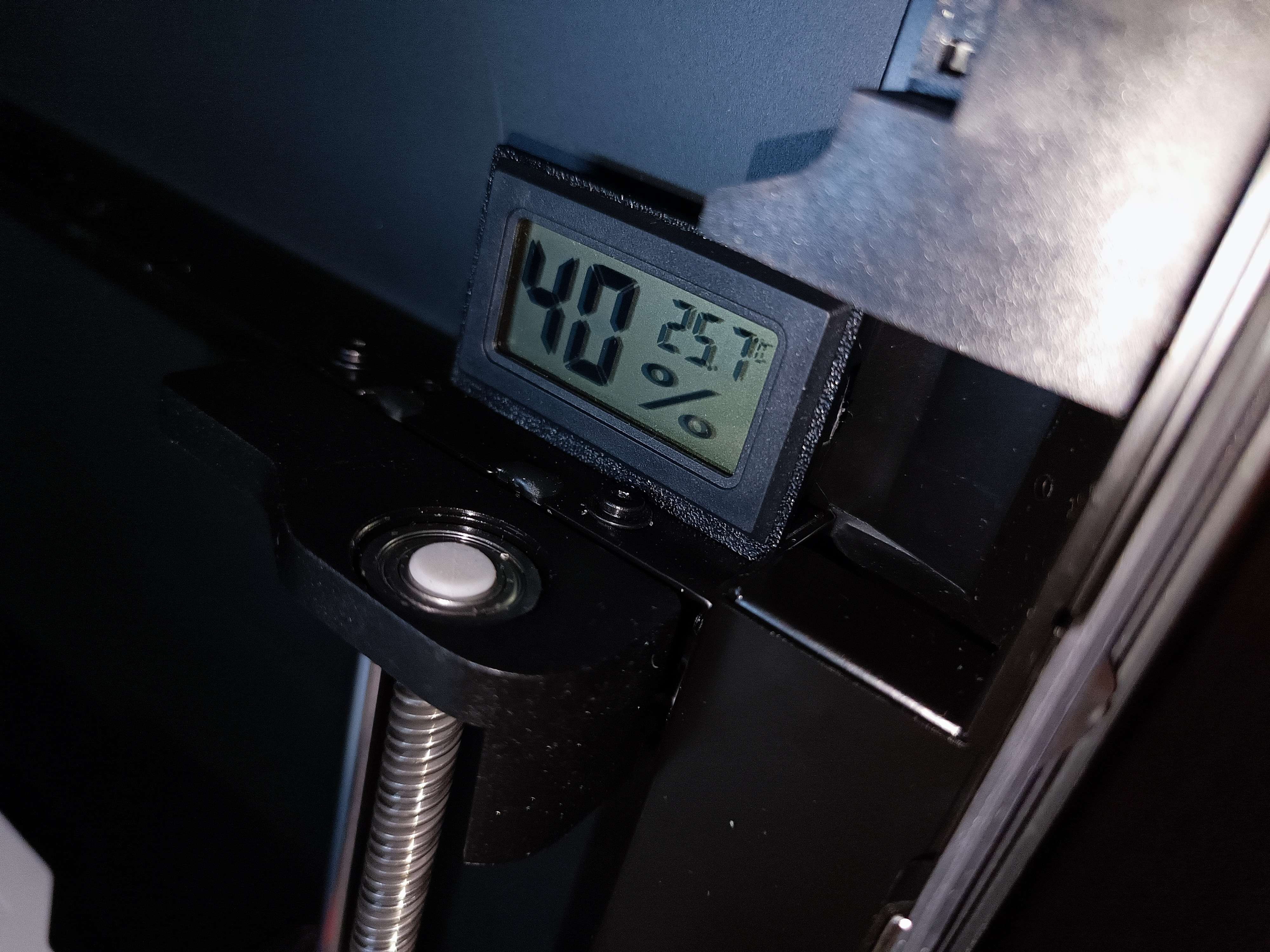 Thermometer Hygrometer stand for Bambu lab por Jure | Descargar modelo ...