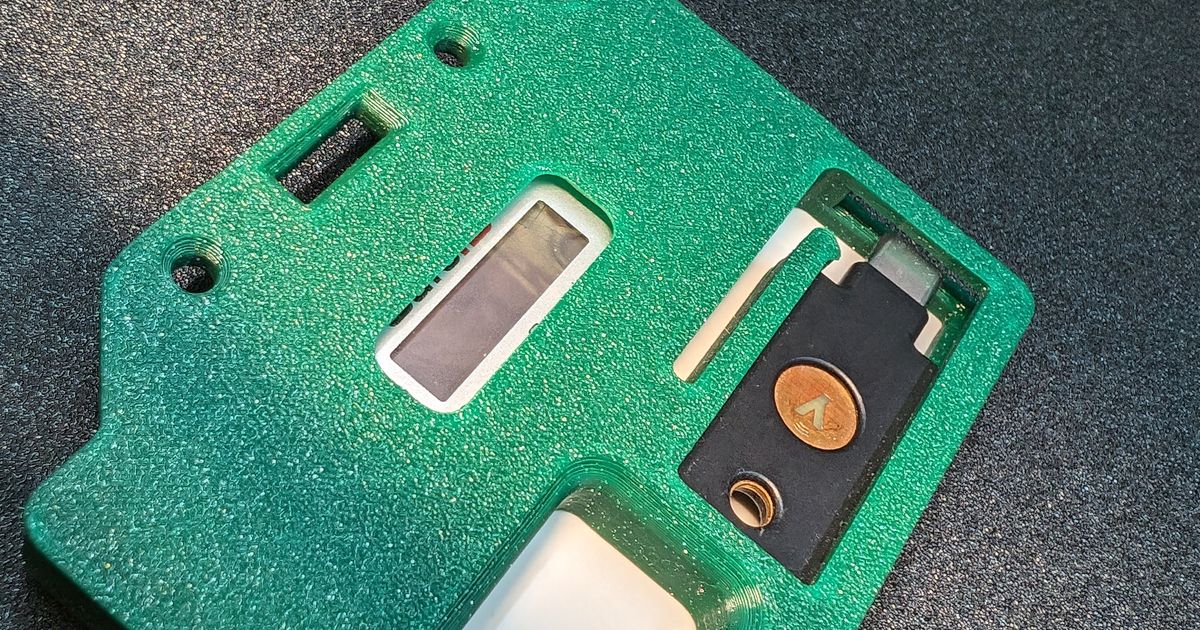 Badge Holder for 2fa tokens by Socks | Download free STL model ...