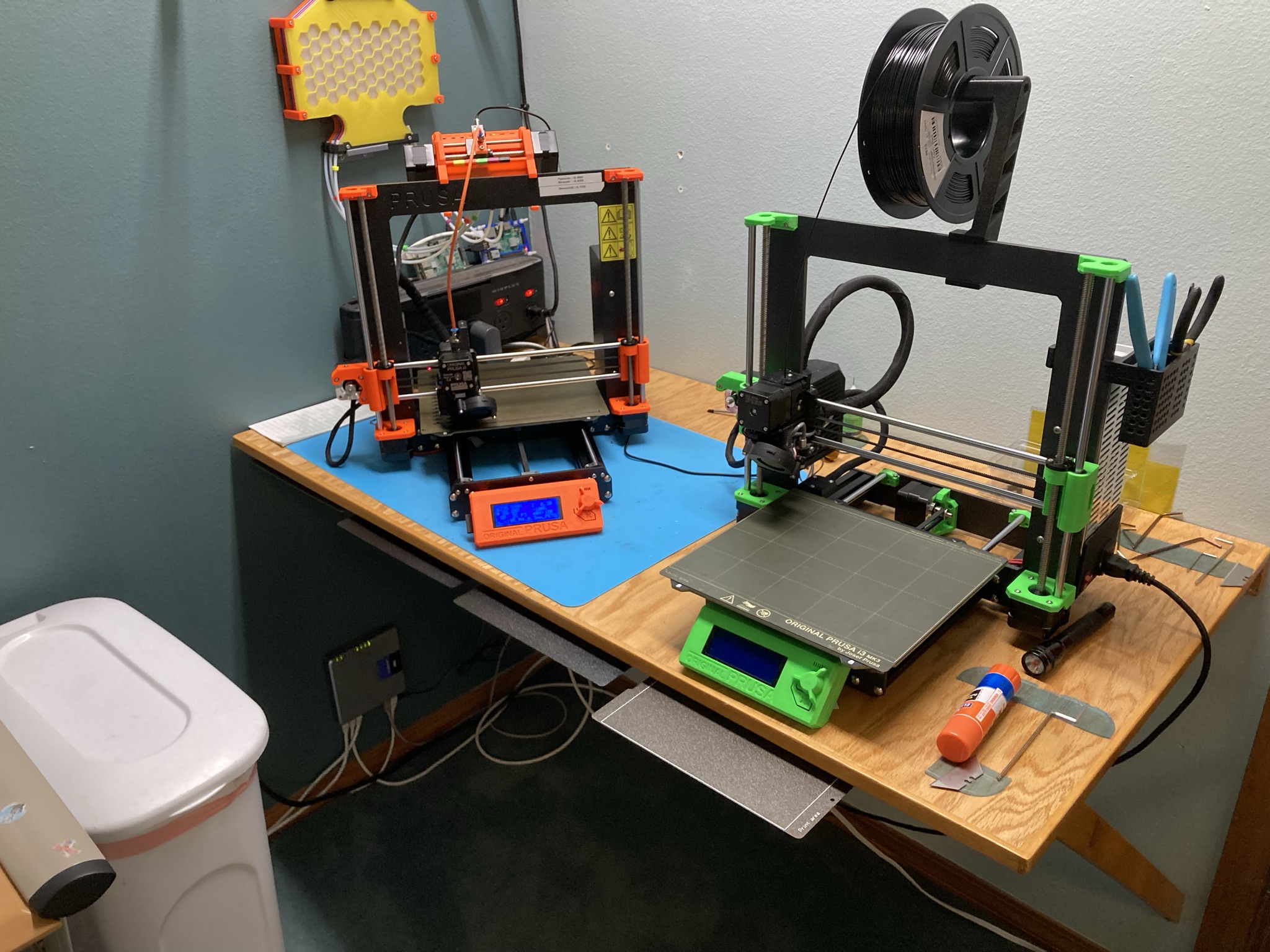 Prusa i3 MK3S DUAL Steel Sheet Holder (For under tables) by FloatingCam ...