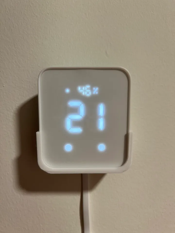 Switchbot Hub 2 wall mount by Raveniarty | Download free STL model | Printables.com