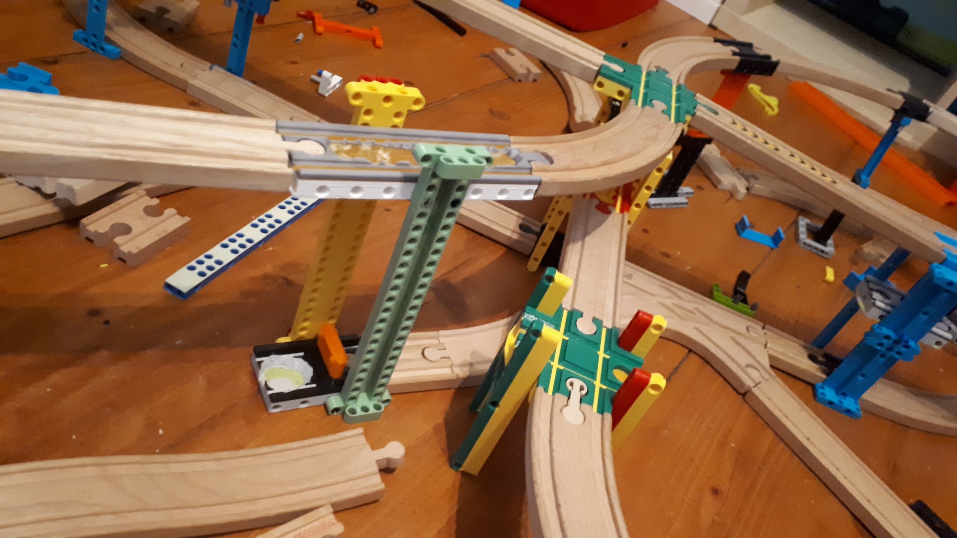 BeamBridge - wooden railway bridge system - mostní systém pro dřevěnou ...