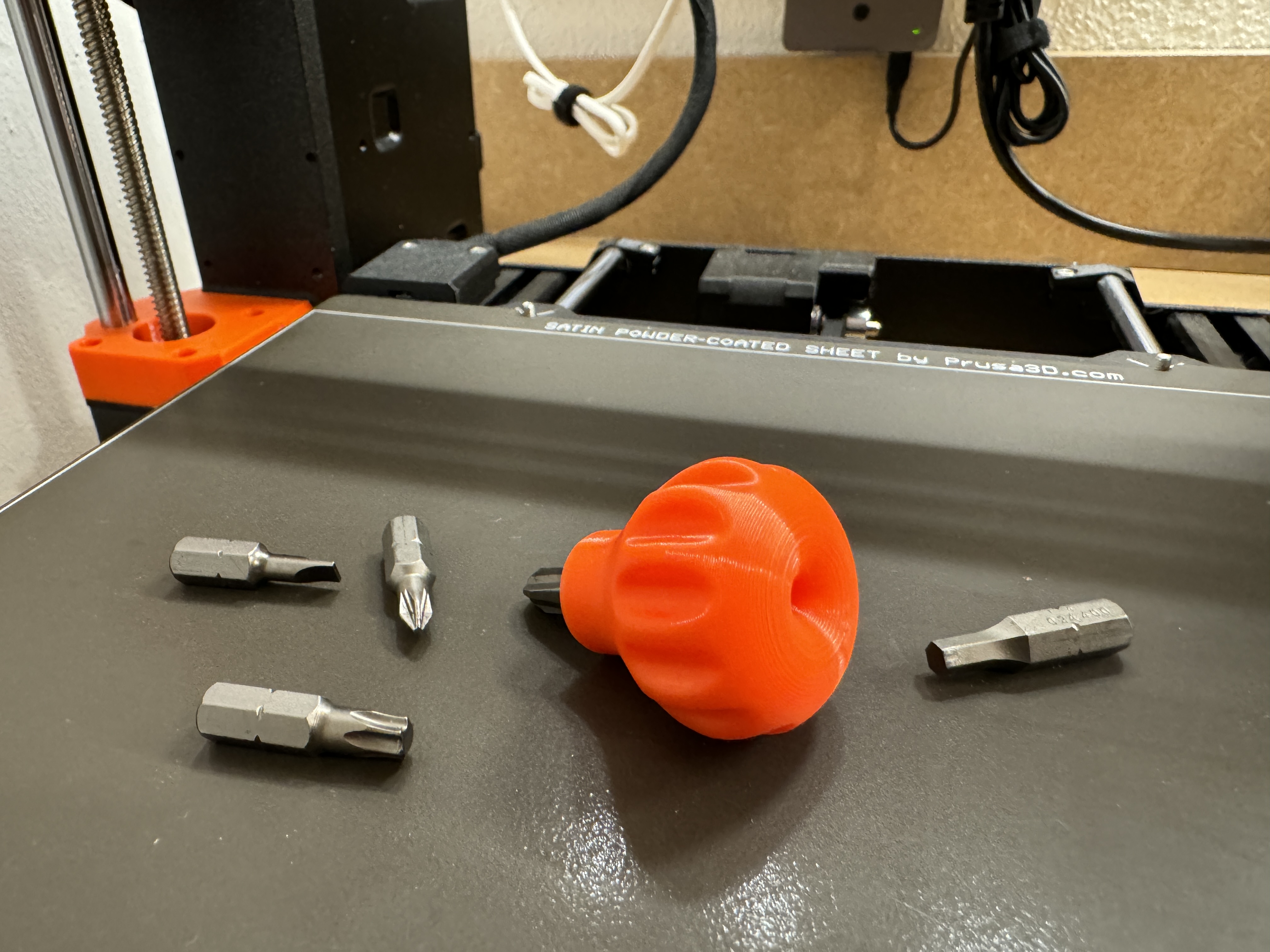 Mini BIT TOOL & Screwdriver - Clever & Useful by Prntmkr | Download ...