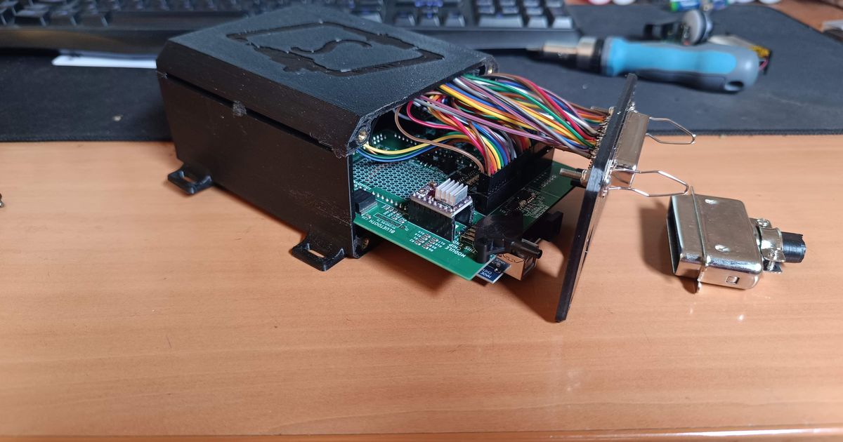 Speeduino 0.4.4d case - Slide in place - Centronics connector par ...