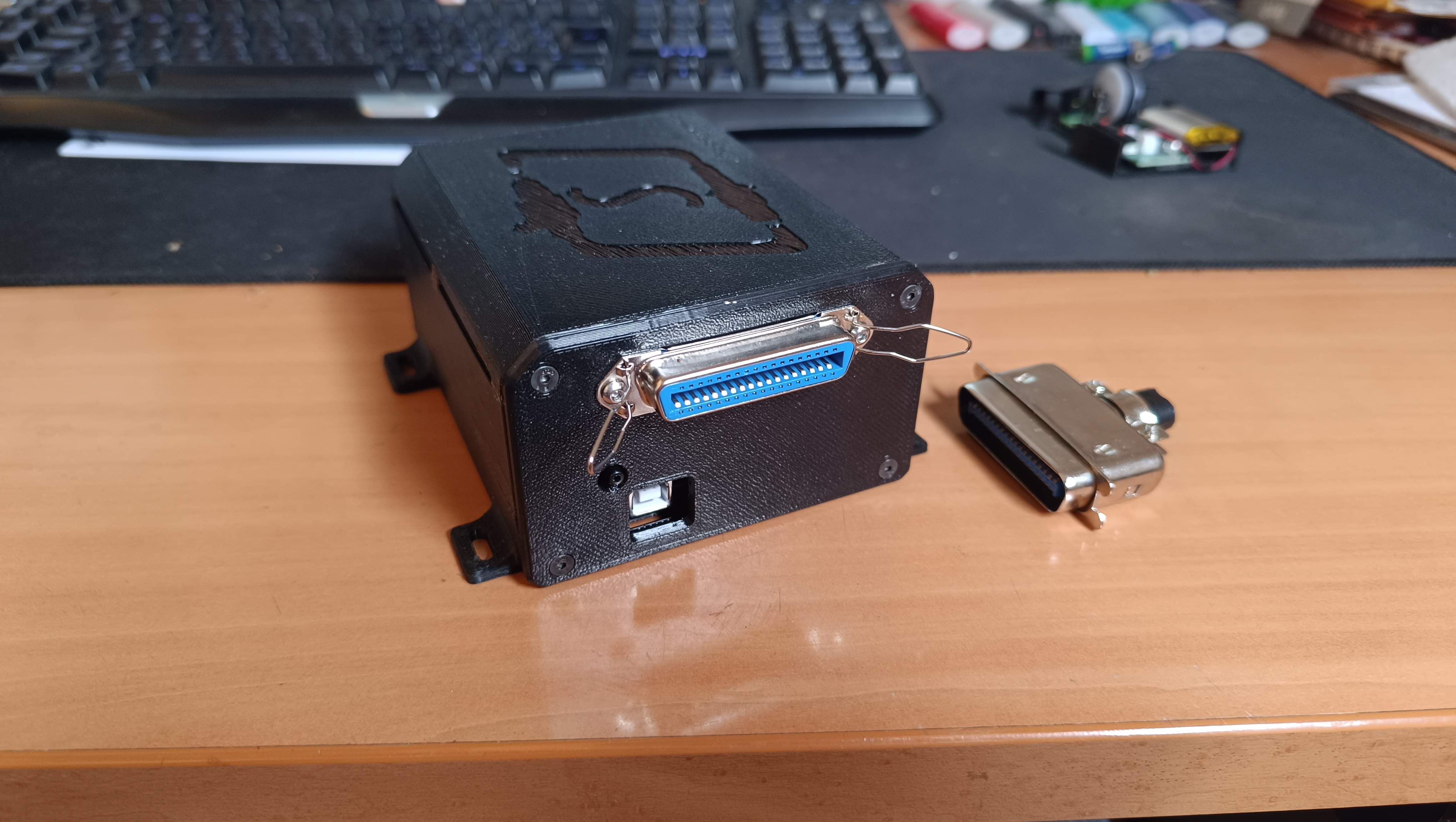 Speeduino 0.4.4d case - Slide in place - Centronics connector autorstwa ...