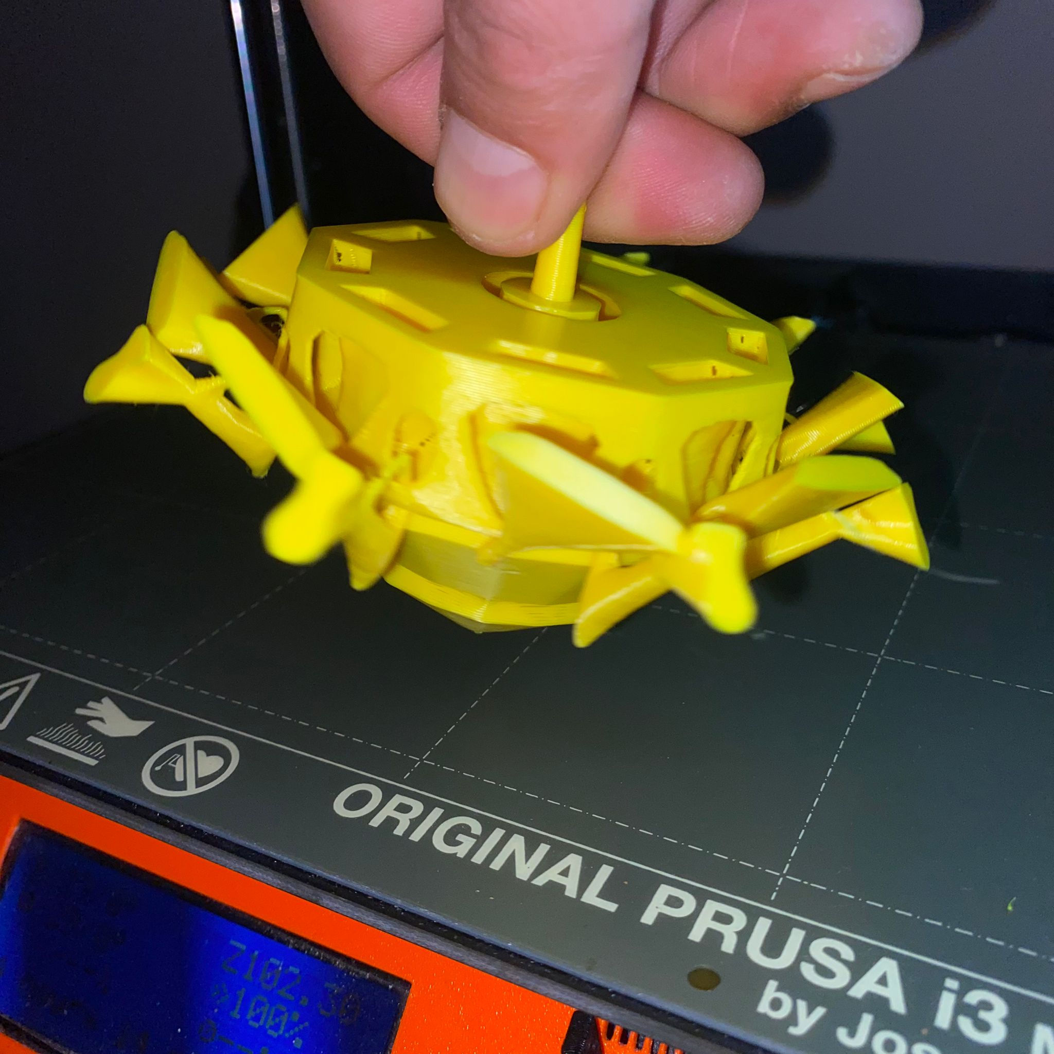 Spinner 4=1 by 3esign | Download free STL model | Printables.com