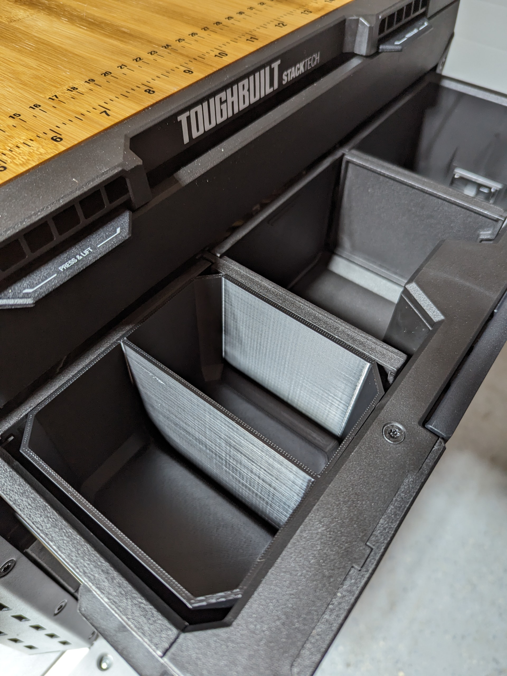 Toughbuilt Stacktech 3 Drawer Nesting Bins von Christopher Medeiros ...