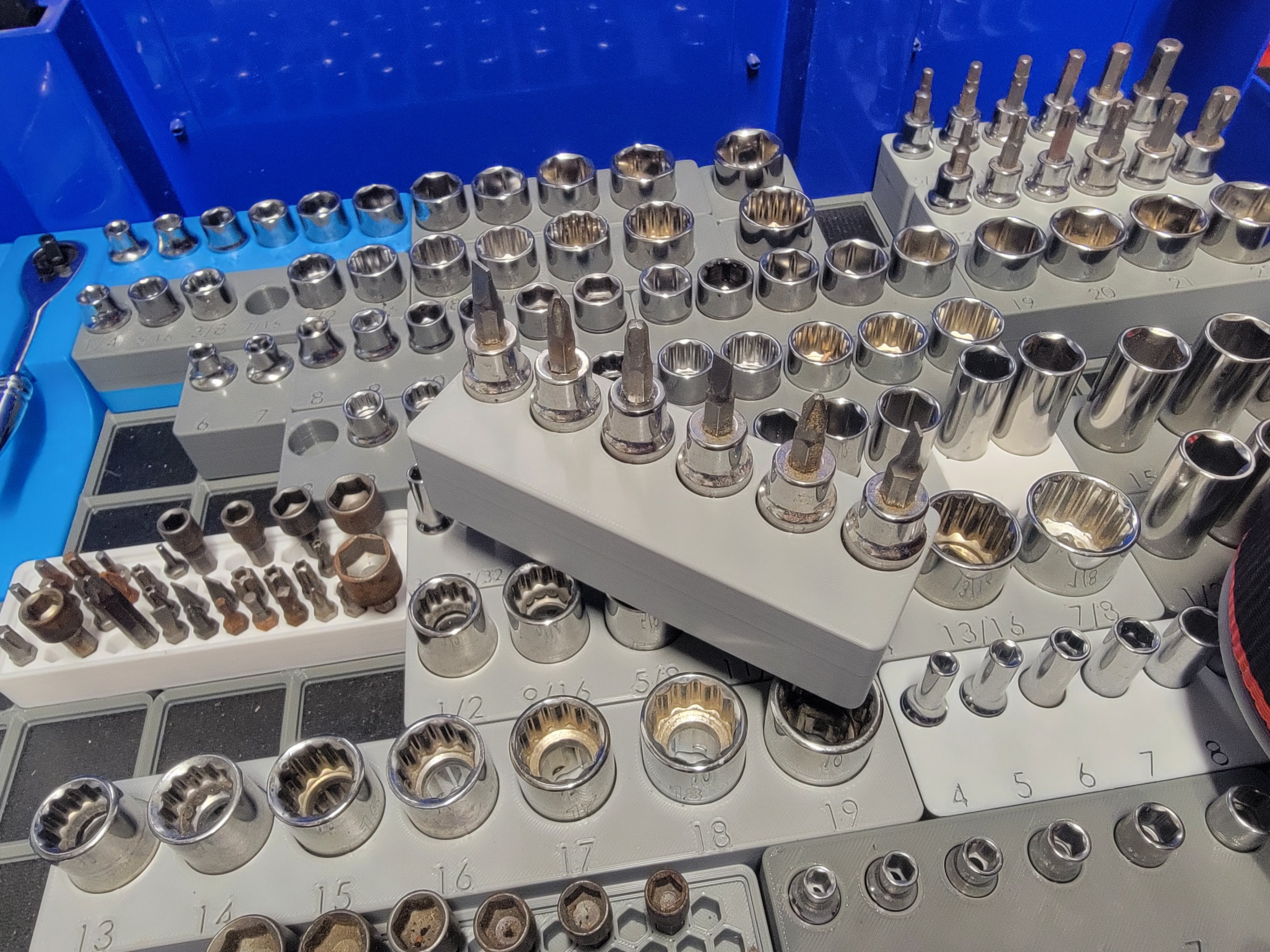 3/8 drive blank socket holder 1x3 gridfinity by Ian Cox | Download free ...
