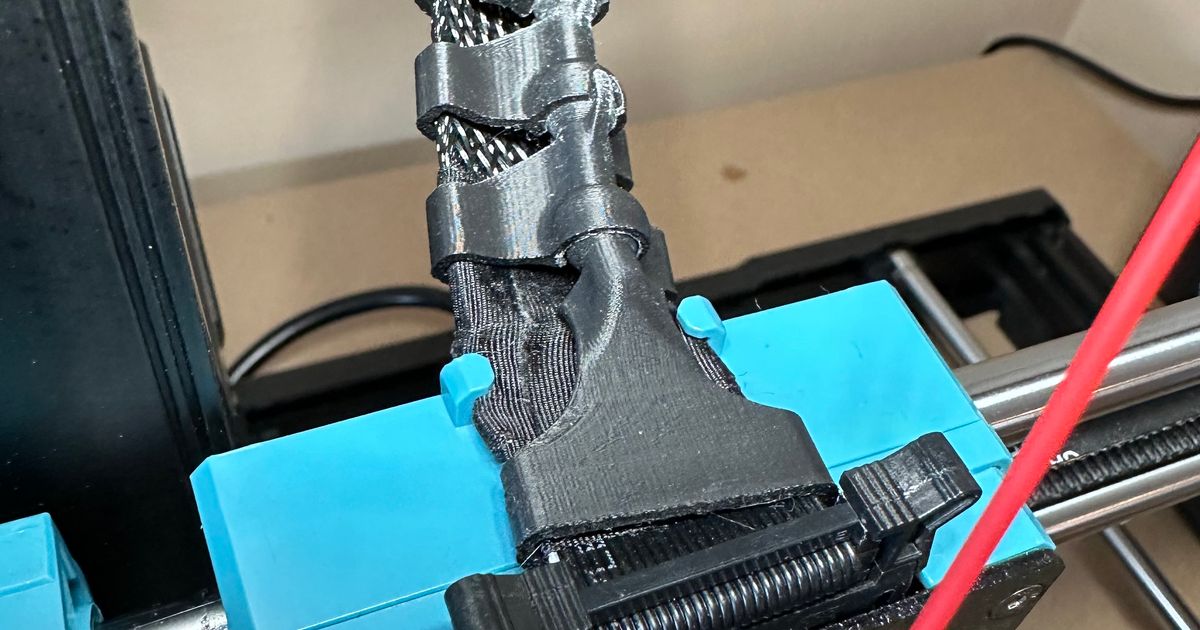 Smoother Cable Chain / Spine for SOVOL SV06 and SV06+ by Rafa ...