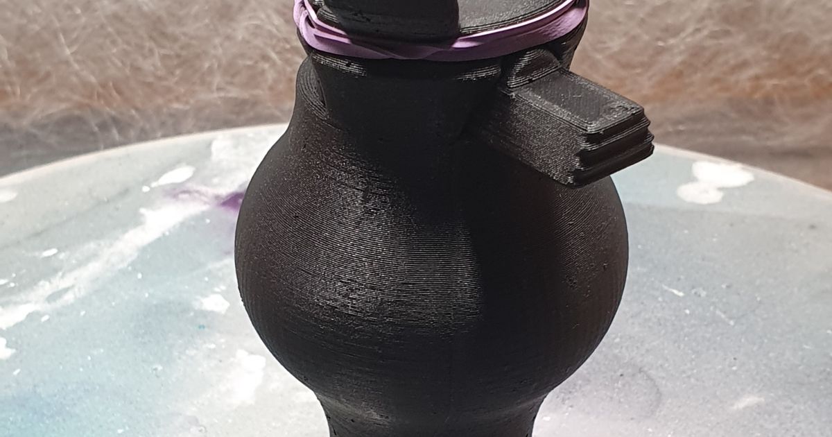 Miniature Model Holder by wierd101 | Download free STL model ...