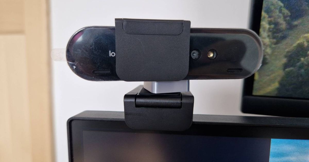 Logitech Brio adapter by straiki | Download free STL model | Printables.com