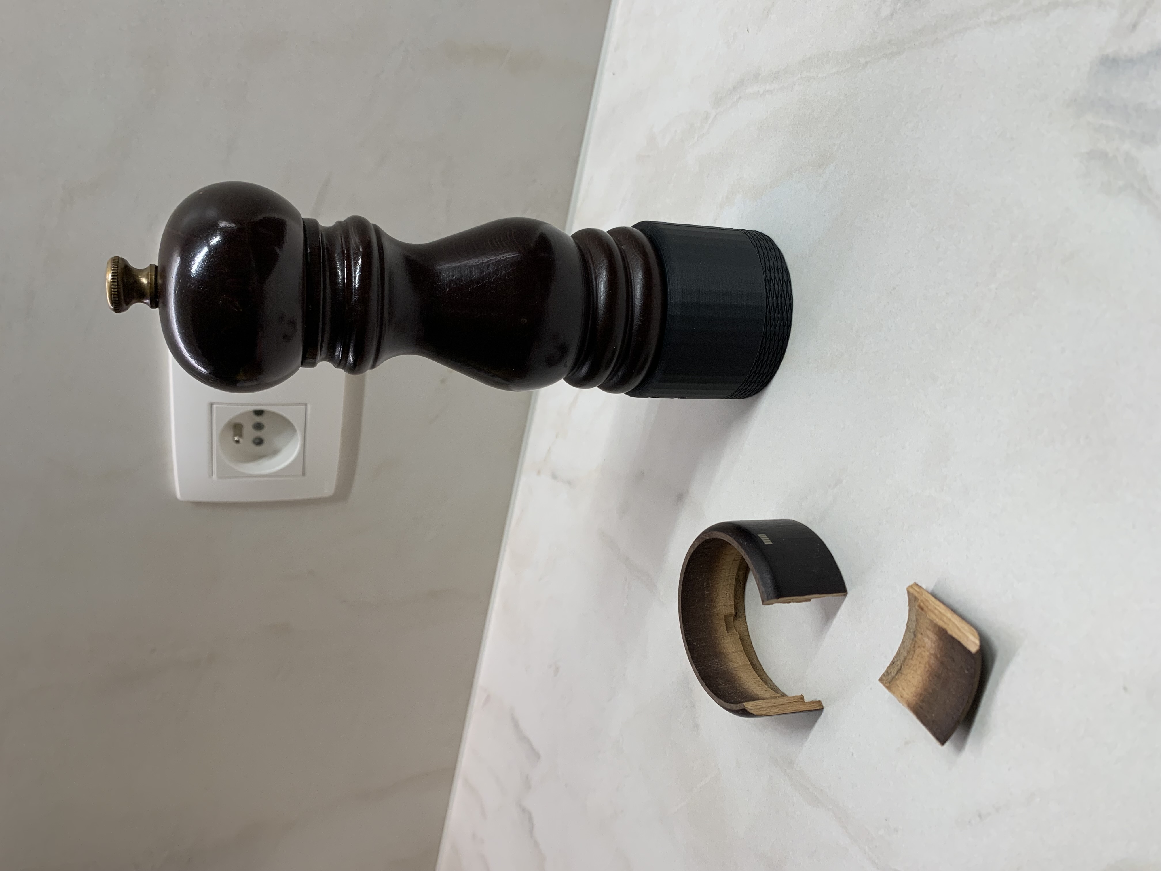 Bottom for Peugeot Pepper Mill with cap by Pieter-Jan Volders ...