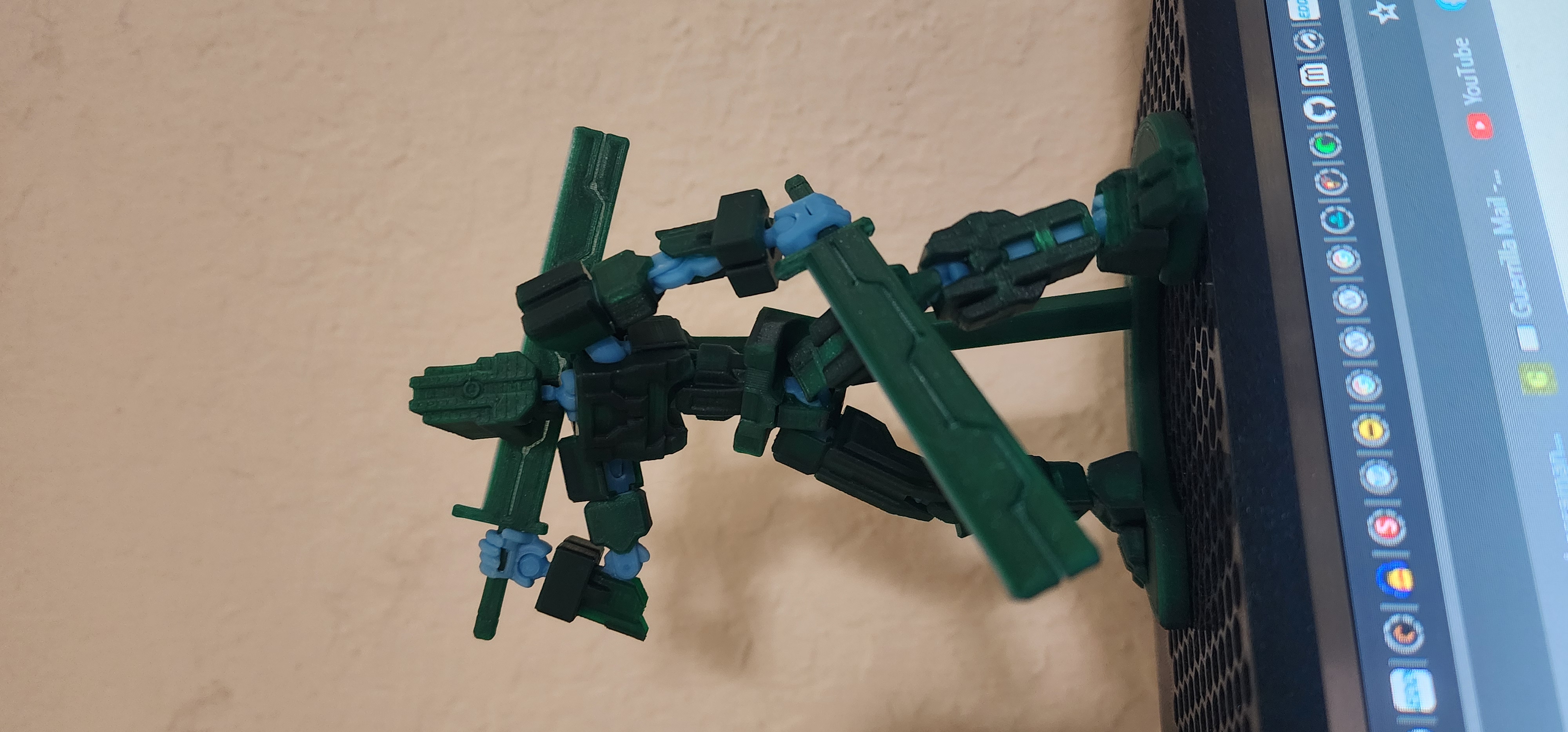 Sentinel Sword von Andrew Gipson | Kostenloses STL-Modell herunterladen ...