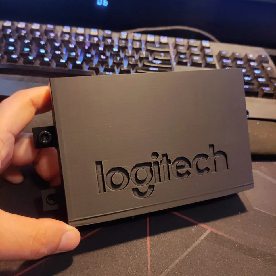 Sim Rig Case for Logitech K400 keyboard by MightyMike | Download free ...