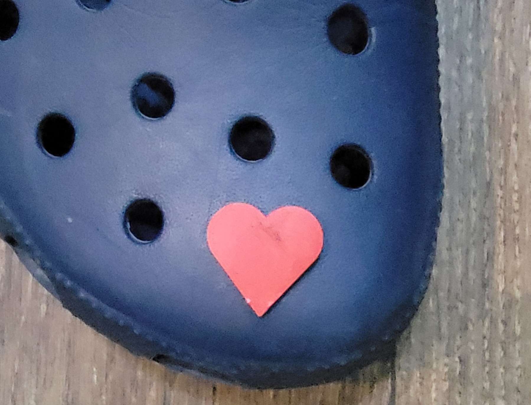 Pop-In Heart Croc Charm by MrMan | Download free STL model | Printables.com