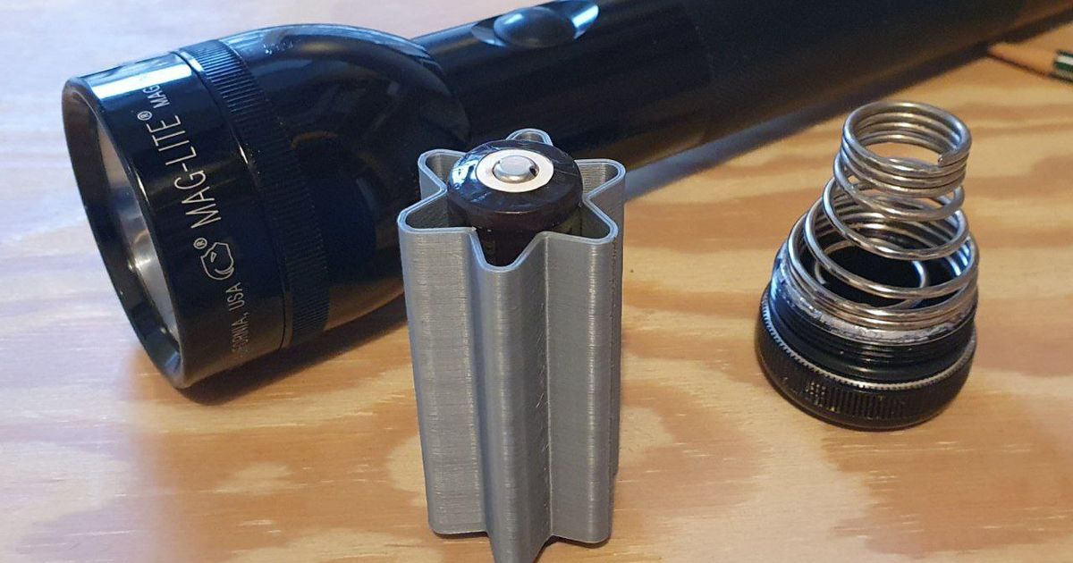 Battery adaptor 18650 to D cell by isquared | Download free STL model ...