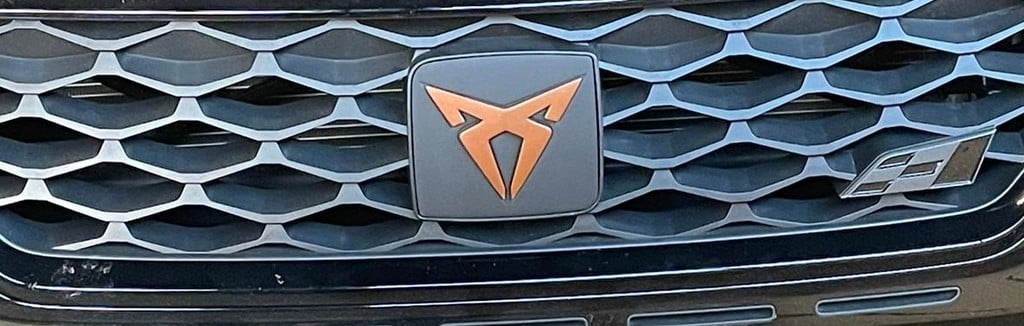 CUPRA FRONT LOGO (LEON 5F) by TRE Di Print | Download free STL model ...