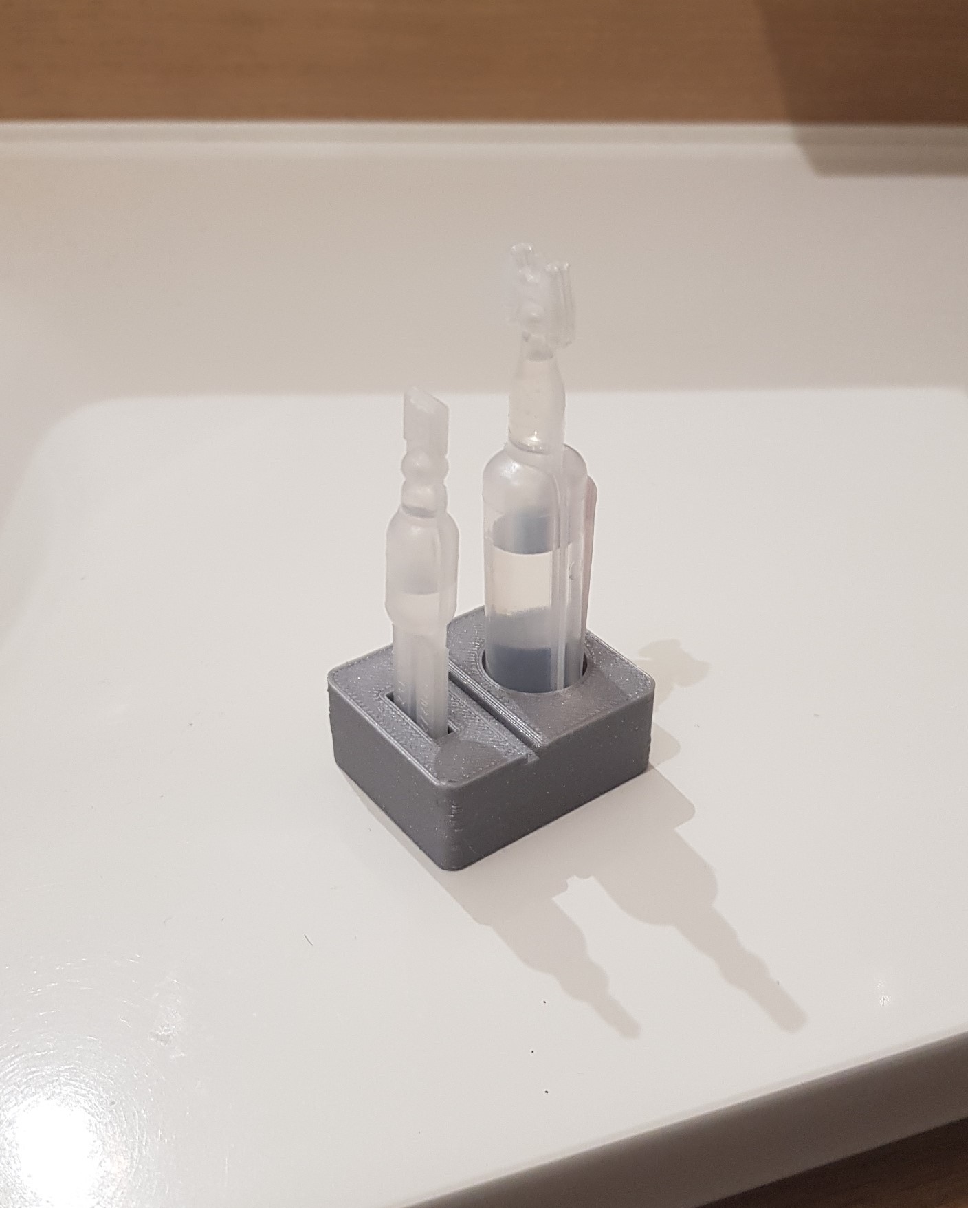 Eye drop stand by pictorf | Download free STL model | Printables.com