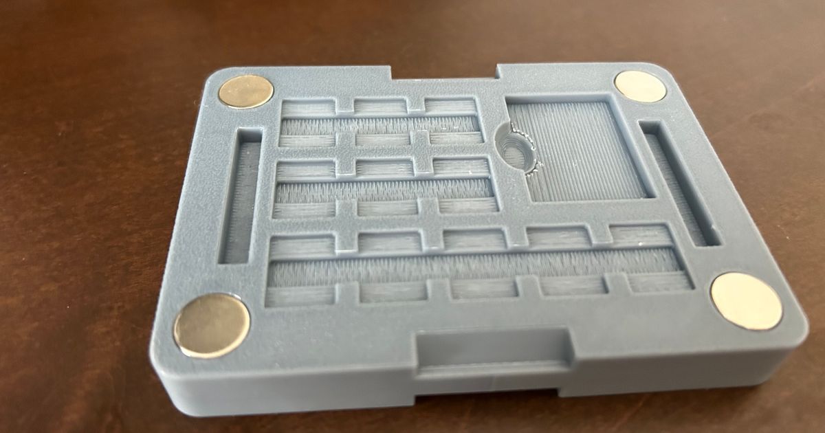 Dual Sided SD Card Case by gavin_dabrieo | Download free STL model ...