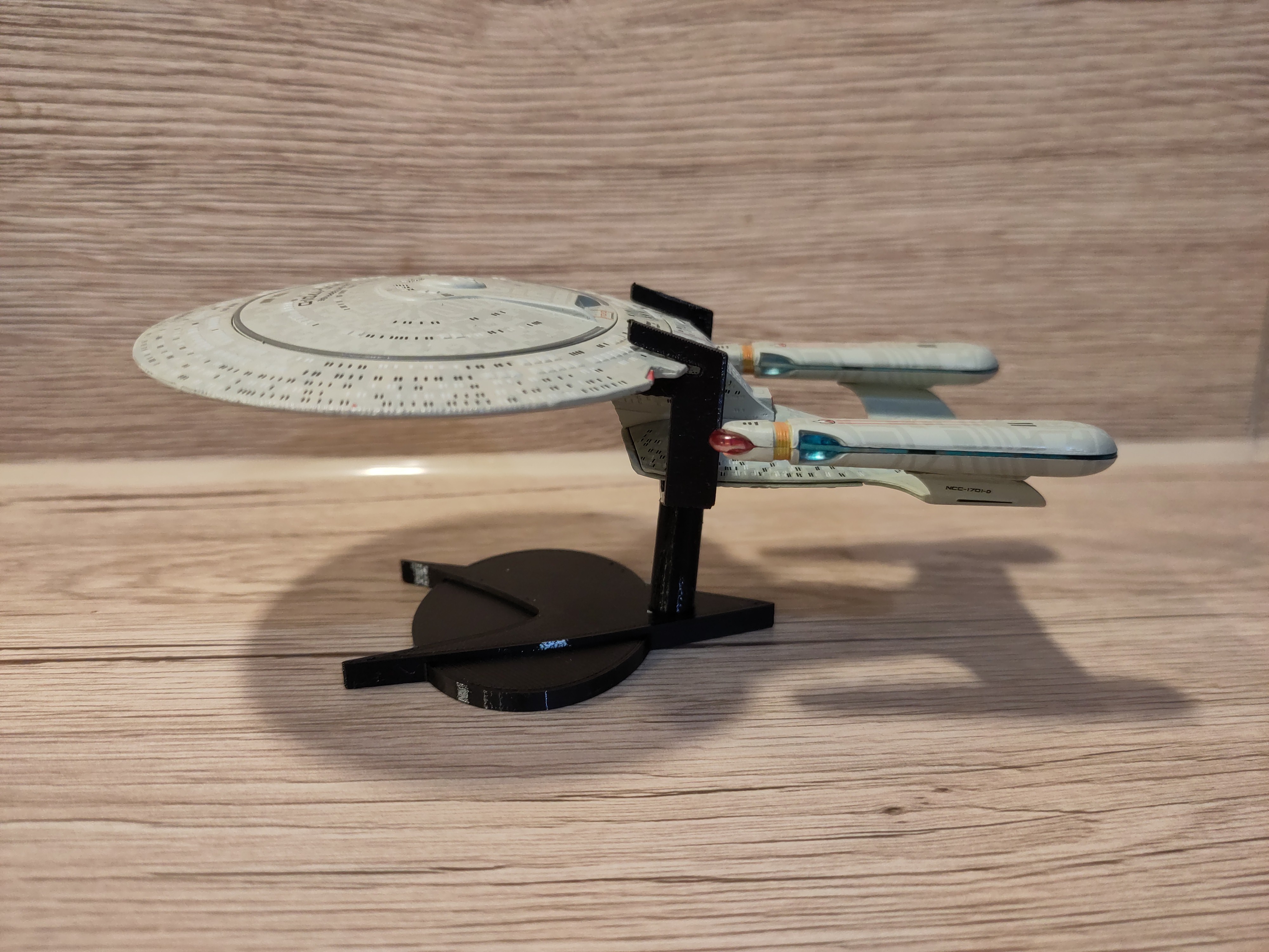 Replacement Stand for U.S.S. Enterprise NCC-1701-D (TNG, Eaglemoss ...