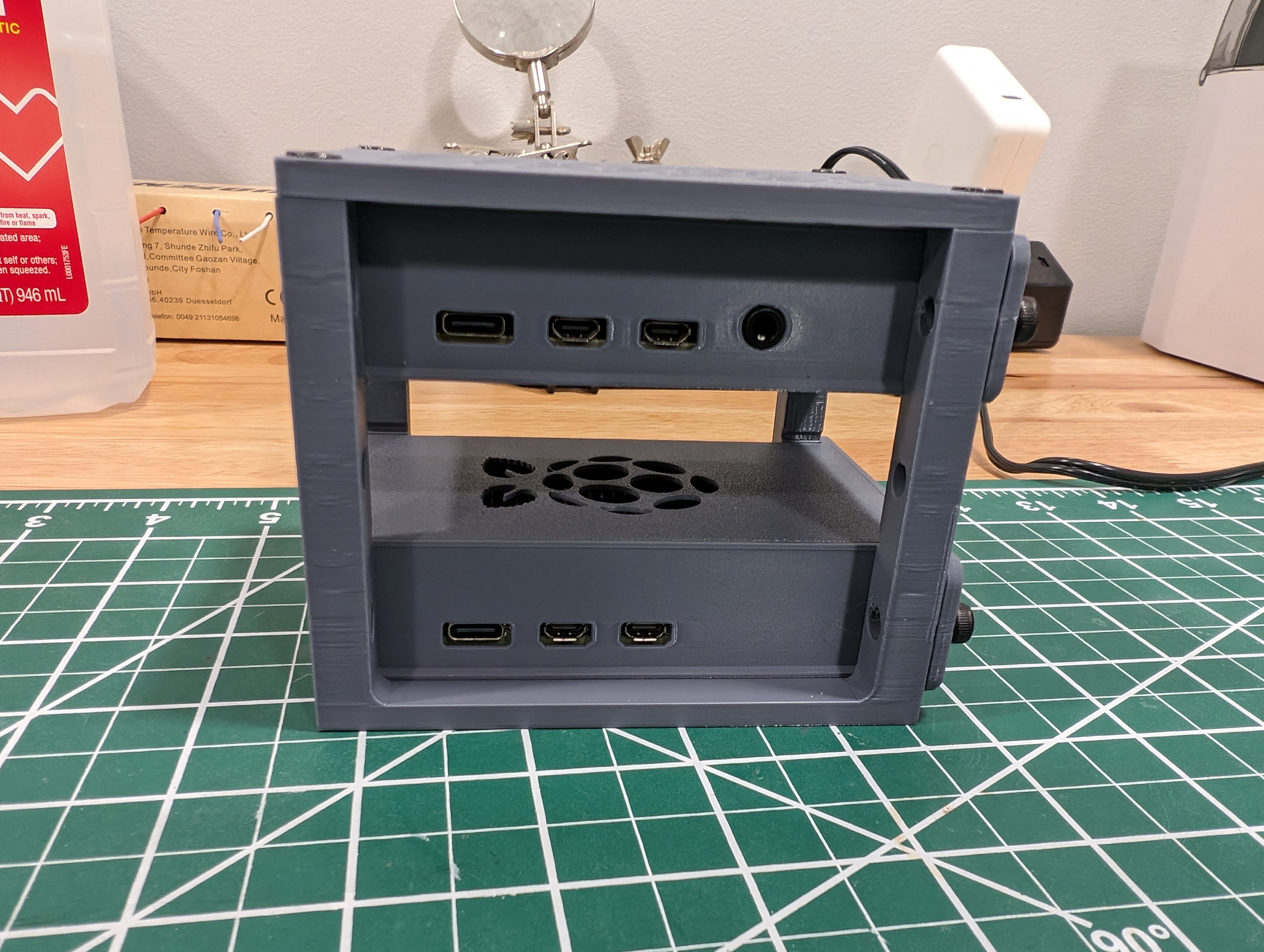 Raspberry Pi 4 & 5 Mini Server Rack Case por jonthemiller | Descargar ...