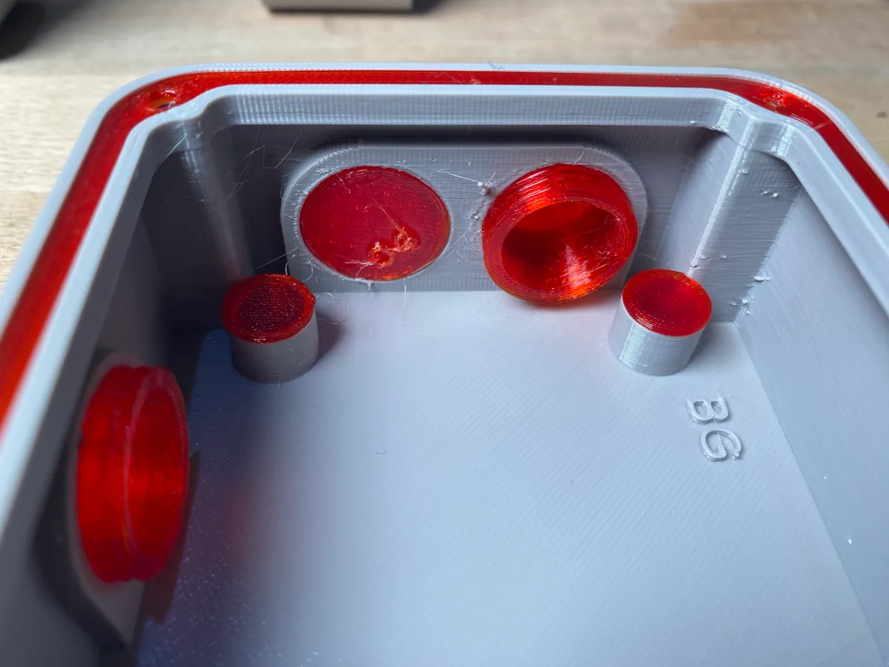 Junction box with four inputs and printable gaskets by Bruno Germany ...