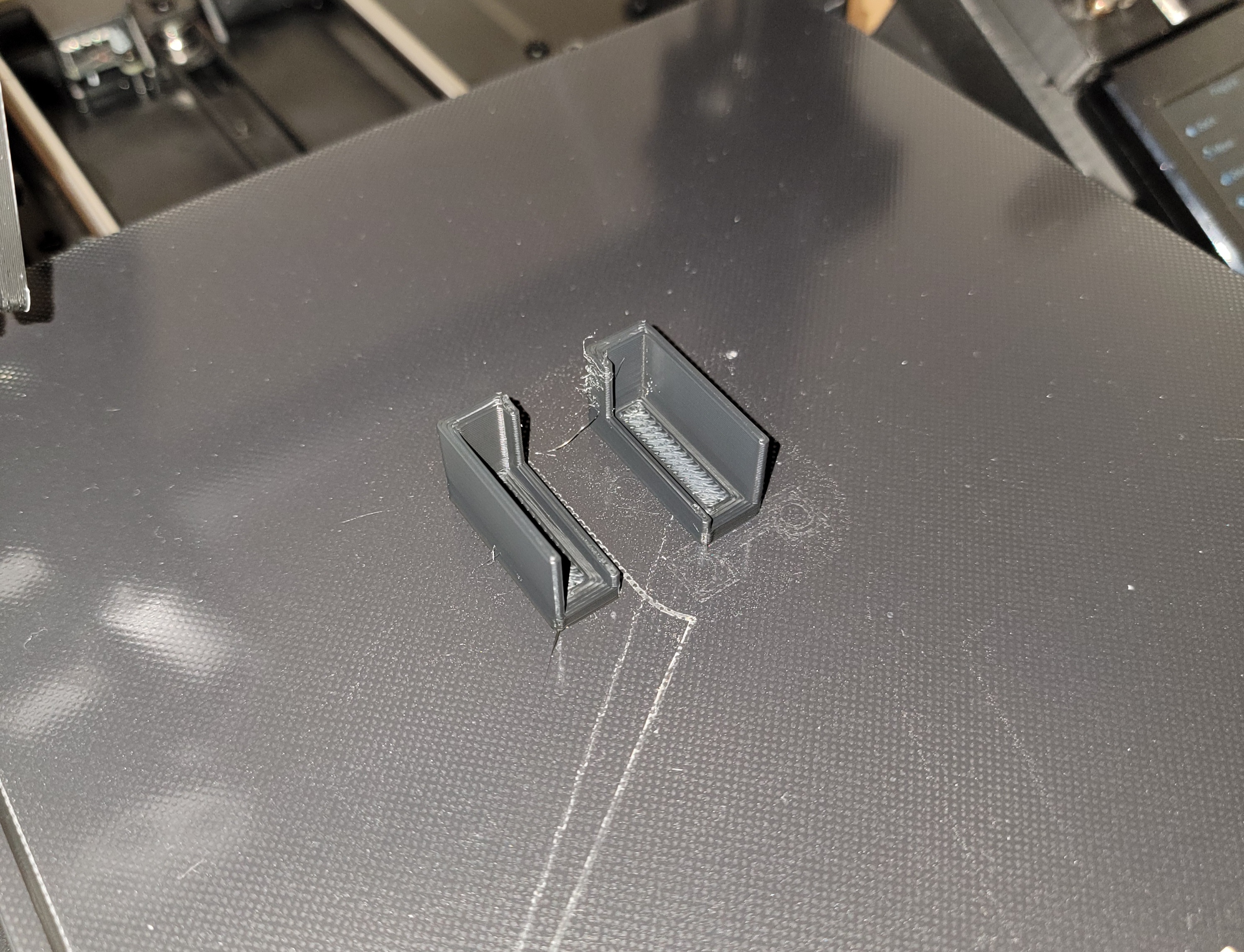 Ender 3 V3 SE Glass Print Bed Clips by Harrison Crawford | Download ...