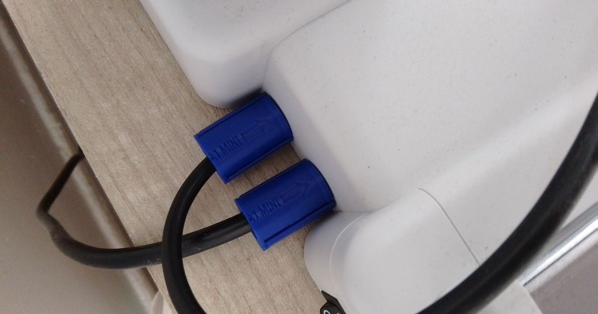 A1 Mini - Heatbed Cable Protector Remix - snug fit connection by ...