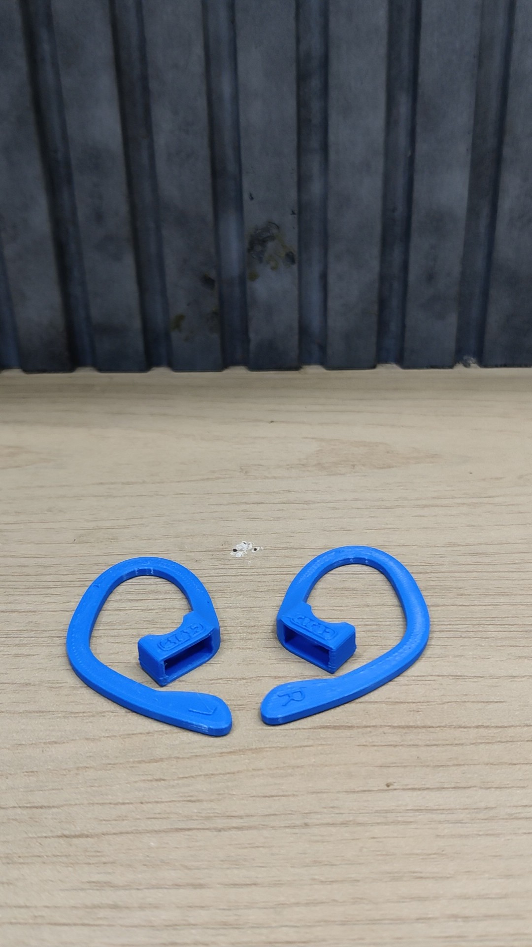 Ear Hooks - One plus nord buds by CRE3D | Download free STL model ...