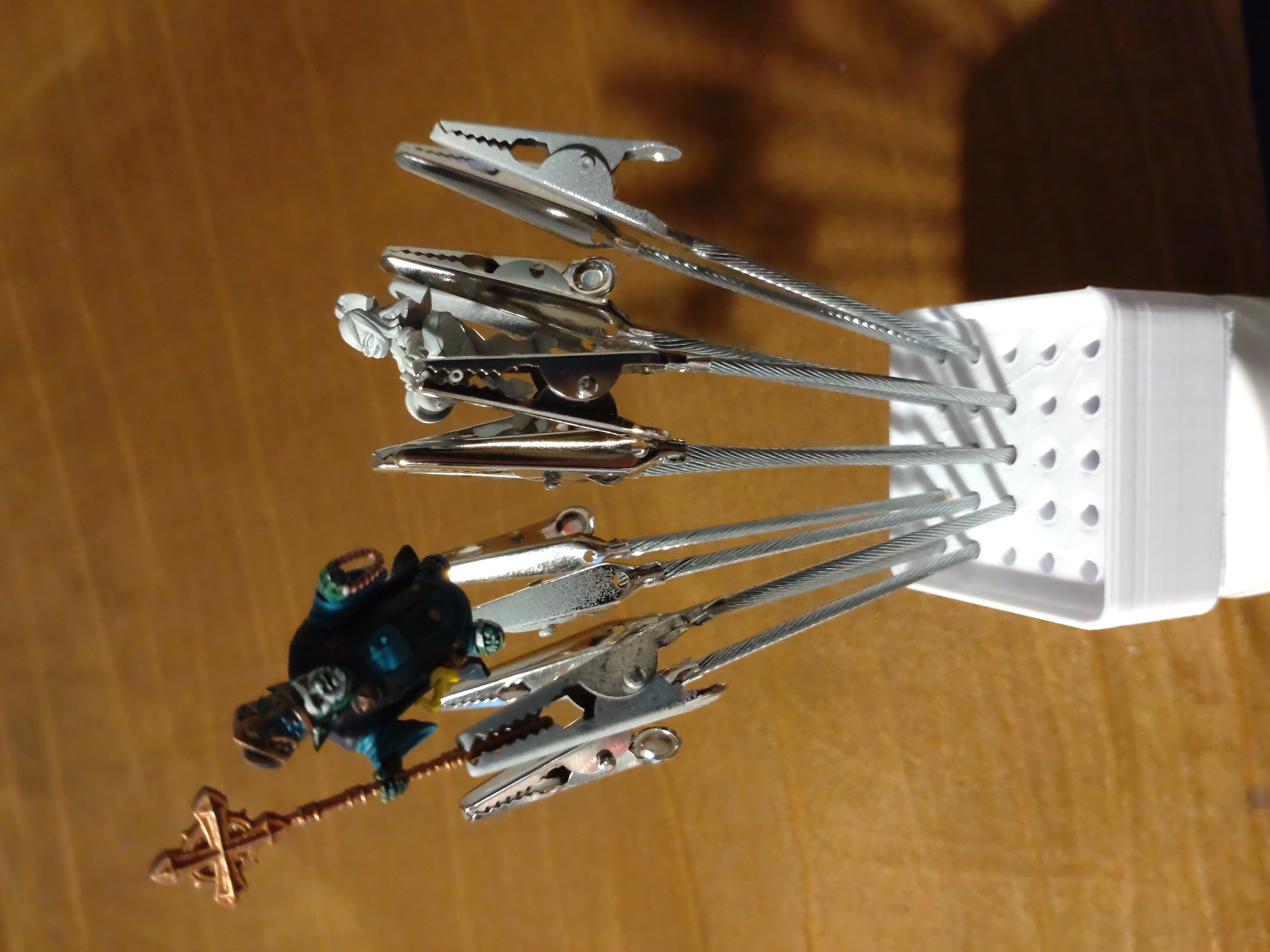 Spray paint clamp storage for Gridfinity by Jupp3 | Download free STL model | Printables.com