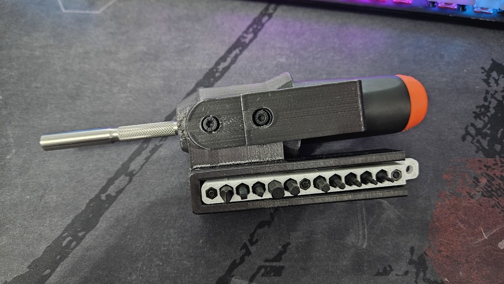 LTT screwdriver clip & bitholder by Granc3k | Download free STL model ...