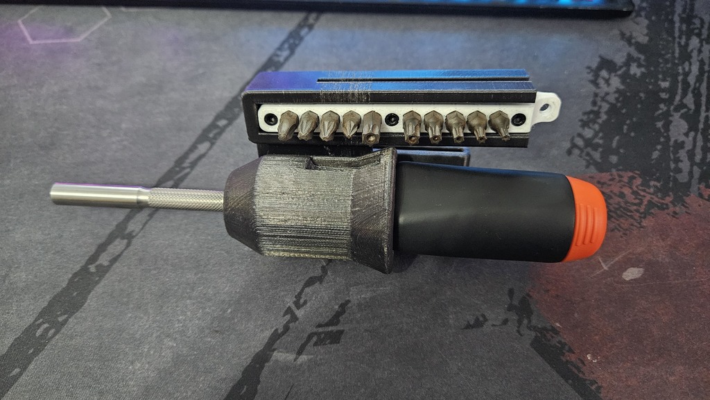 LTT screwdriver clip & bitholder by Granc3k | Download free STL model ...