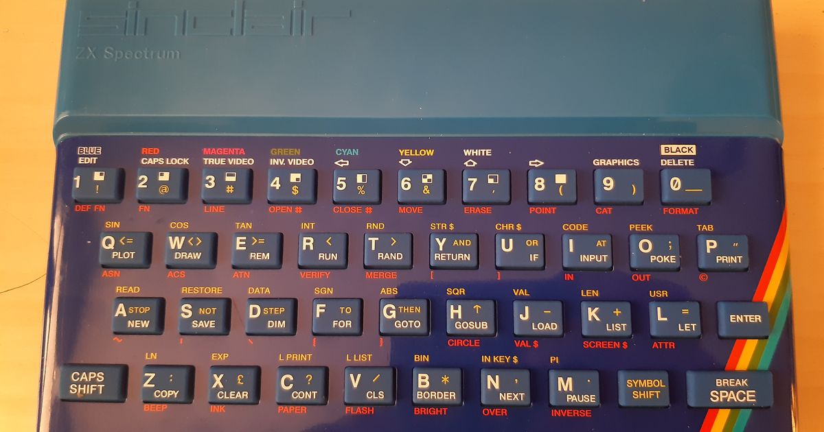 Sinclair zx Spectrum case feet. by Laplander | Download free STL model ...